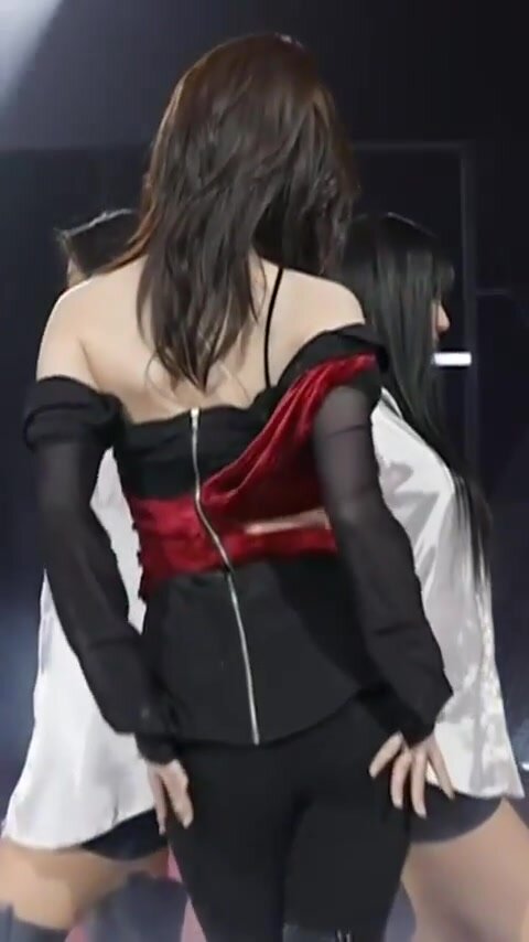 Aespa Karina